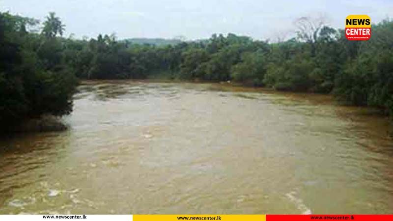 Kalu Ganga water level rises